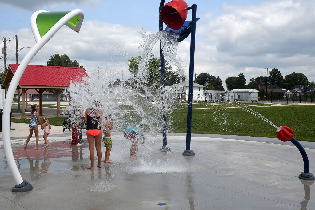 SPLASHPAD AT SCHOOLHOUSE PARK IS OPEN – BuccTownUSA